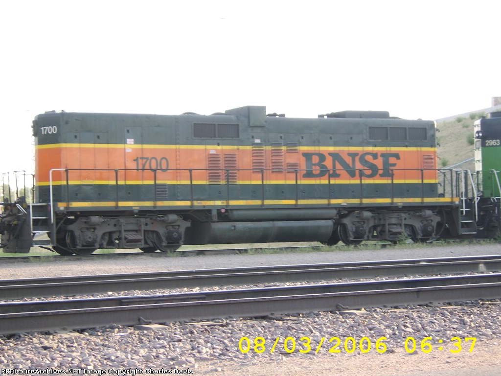 BNSF 1700